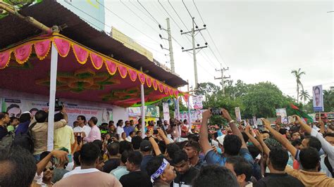 বৃষ্টি উপেক্ষা করেই চলছে বিএনপির বিভাগীয় রোডমার্চ