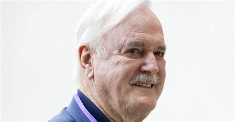 John Cleese Critica Eric Idle Co Estrela De Monty Python Em Disputa