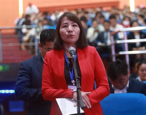 Д Сумъяабазар Орон нутаг руу чиглэсэн хүн амын шилжих хөдөлгөөнийг дэмжиж ажиллана