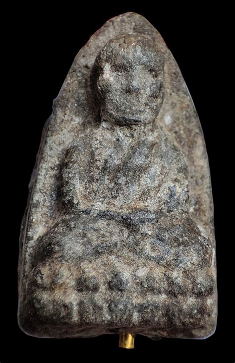 🦋ชื่อพระเครื่อง🦋 หลวงปู่ทวดเนื้อว่าน รุ่นฉลองอายุ 80 ปี อาจารย์นอง วัดทรายขาว ปี 41 เนื้อว่านฝัง