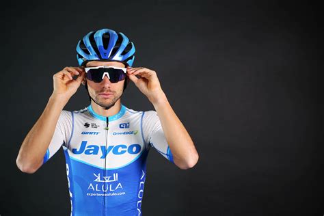 Présentation De Léquipe Jayco Alula 2023 Velo 101