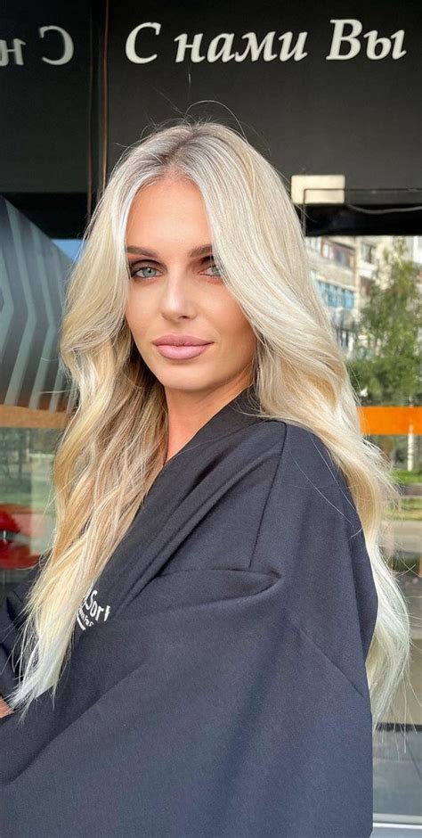 32 Trendy Blonde Hair Colour Ideas Vanilla Shade Barbie Vibes