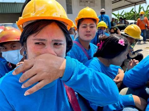 ເຈາະຈິ້ມທຸກເລື່ອງລາວ Added A New Photo ເຈາະຈິ້ມທຸກເລື່ອງລາວ