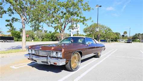 Donk Caprice Classic
