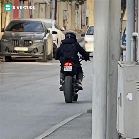 Shenitbilisi Ge “შენ ხარ ადამიანი შენ ხარ კარგი მშობლების აღზრდილი შეგნებული პიროვნება