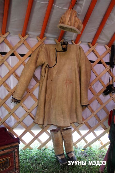 Фото Нүүдэлчин Монгол 2022 наадамд 21 аймгийн авьяастнууд цугларчээ