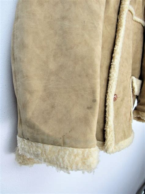 Vintage 70s Coat Sherpa Padding Gem
