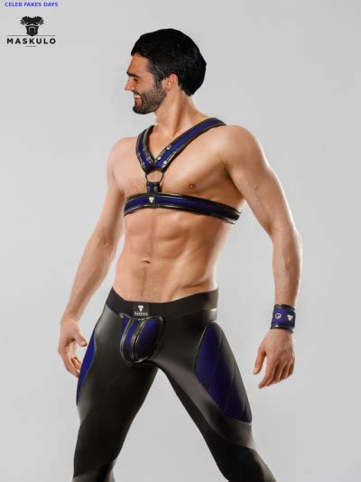 Flexual Fakes Tumblr Com Tumbex