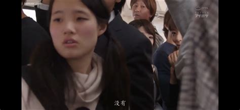 맨 앞쪽 배 우 이름이 뭔가요 Av배우 맞ㄴ요 Avdbs