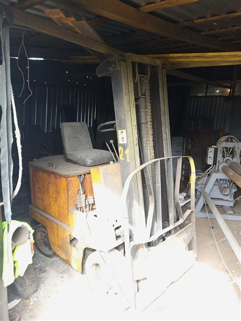 Верстат токарний станок фрезерний кара навантажувач 15 000 грн Промислове обладнання