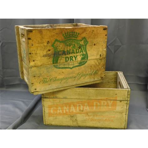 Vintage Canada Dry Ginger Ale Soda Pop Crates 1971 And 1956