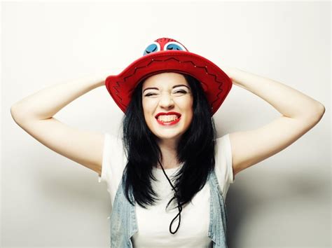 Premium Photo Portrait Of Trendy Hipster Girl In Red Hat