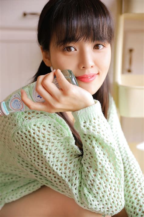 鹤鹤—美女图片—美图美秀