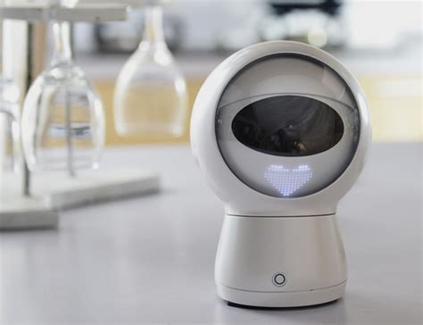 Mb01 Personal Assistant Surveillance Robot Review The Gadget Flow