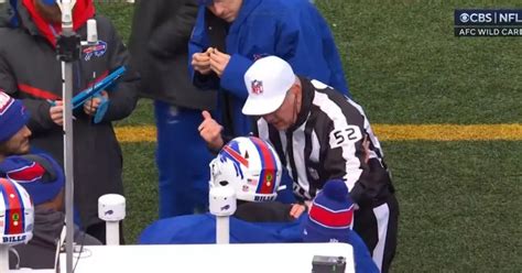Josh Allen S Sideline Interaction With NFL Ref Before Bills Charge Sends Fans Into Meltdown