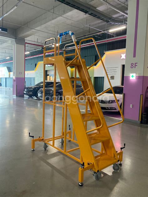 제작 산업용 안전발판 작업용 사다리 산업안전공구함 중고나라