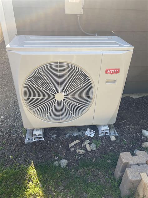 Bryant Heat Pump Runs But Doesnt Blow Any Air Inside To Cool Down R