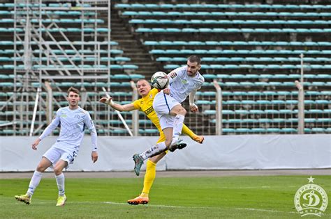 Футболисты минского «Динамо впервые за много лет возглавили чемпионскую гонку