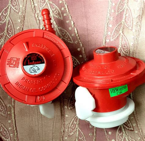 Red Lpg Pressure Regulator For Domestic At ₹ 145 In New Delhi Id 2852803088673