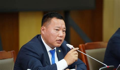 О Цогтгэрэл Нүүрсний хяналтын сонсголд Эрдэнэс Тавантолгой н захирал асан Б Ганхуягийг оролцуул