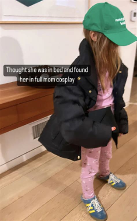 Olivia Wilde Is Still Very Much Upset About Harry Styles Breakup Details Perez Hilton