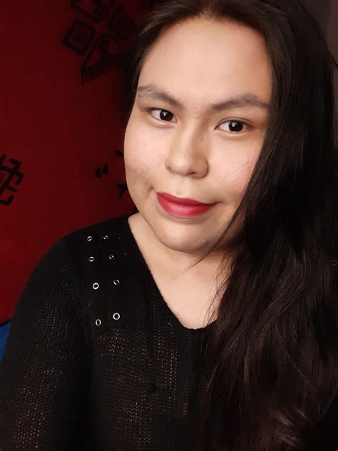 Makeup Makes Me Pretty Scrolller Makeup Makes Me Pretty Scrolller