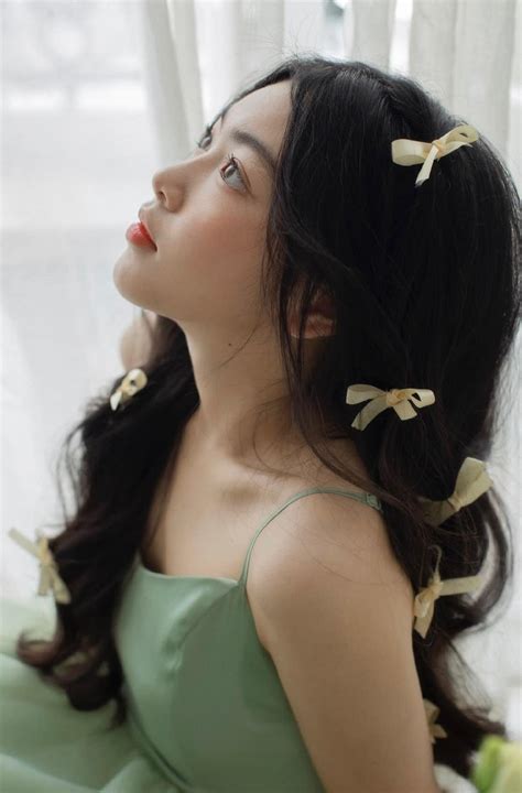 Nhan sắc tuổi 16 của con gái Quyền Linh tiếp tục gây sốt