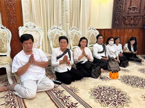 នៅយប់ថ្ងៃទី៣ សម្តេចតេជោ បានអញ្ជើញដល់ភូមិគ្រឹះ ឯកឧត្តម តាន់ បញ្ញាវុធ ត្រូវជាស្វាមីលោកជំទាវ ប៊ុន