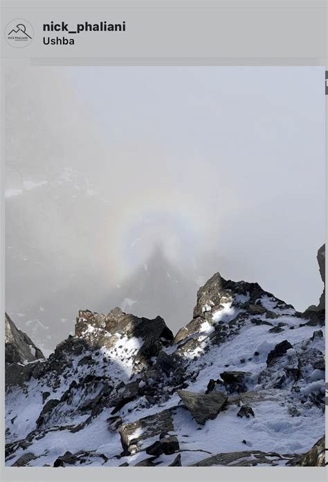 ჩემო უმძიმესი დღეა დღეს მესტიაში უშბა ჩვეულ ნისლშია ამჯერად ფალიანებს თვალს თავად ვერ