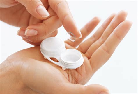 Учимся правильно надевать линзы Yamedik