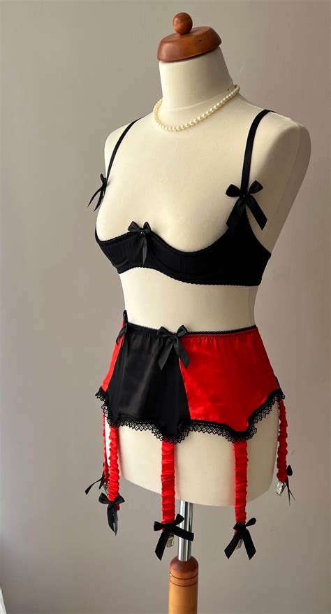 Noire Quarter Cup Bra Divaurae