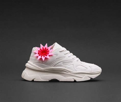 Білі кросівки Bershka кросівки Zara кросівки зара — ціна 1550 грн у каталозі Кросівки Купити