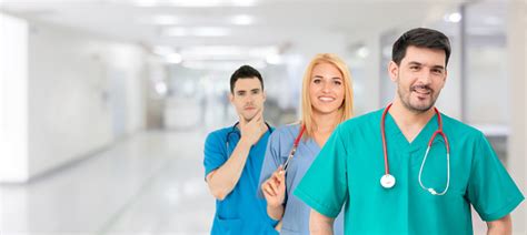 의료 사람들 그룹입니다 다른 의사 간호사와 의사 병원 사무실 또는 병원에서 근무 하는 전문 의사 의료 기술 연구 연구소와 의사 직원 서비스 개념 간호사에 대한 스톡 사진 및