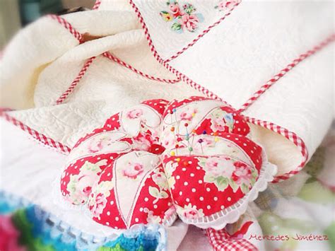 Las labores de Mercedes Sábado de Sizzix una funda para mi máquina de coser