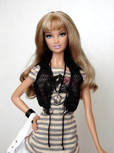 Pin On Dolls 28
