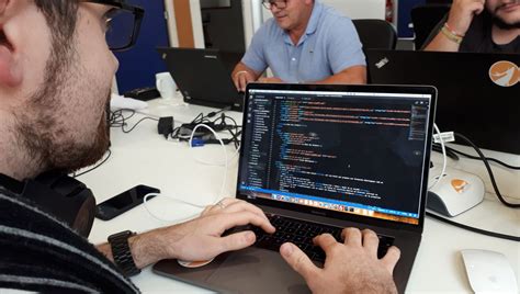 Apprendre à Coder Et à Programmer Ici