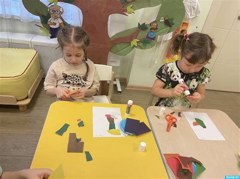 Фотоотчет о занятии по аппликации «Петрушка 6 фото Воспитателям детских садов школьным