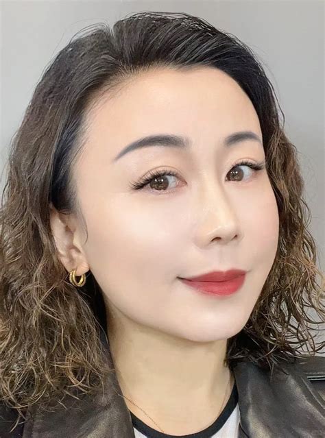 没看错、就是同一个人