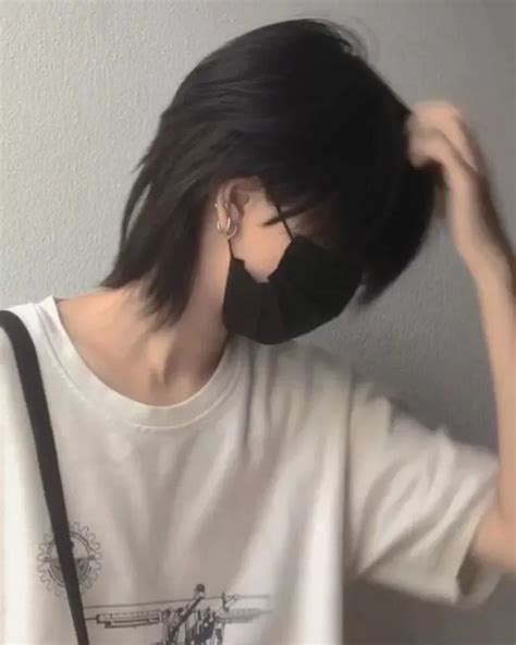 แจกทรงผมตัดสั้นแบบฉบับสาวหล่อ🌟 แกลเลอรีที่โพสต์โดย ꒰ ᴘʀᴀᴇᴡʀ♡ Lemon8