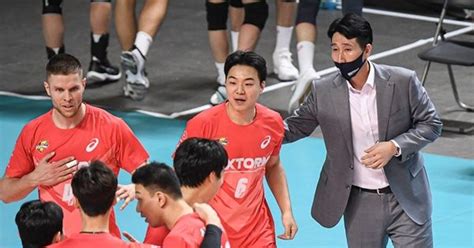 한국전력 리시브 효율 16“나경복과 아가메즈 서브 너무 좋았다” Mk장충