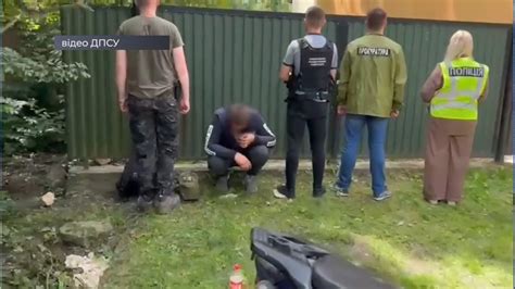 Планував перевозити ухилянтів мотоциклом на Буковині затримано порушника Youtube