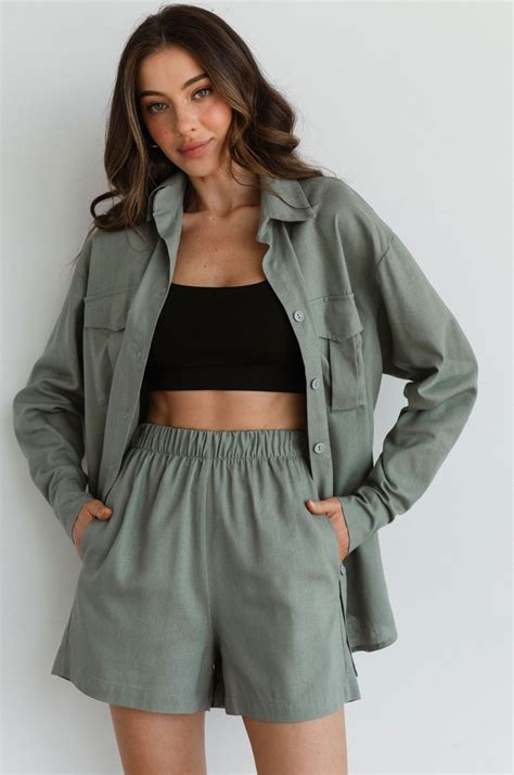 Сорочка лляна з кишенями