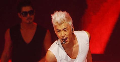 포토 장우영 강한 남자의 힘이 느껴지네~