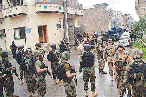 پشاور فوجی قافلے پر حملہ، دو جوان شہید، جوابی کارروائی میں 3 دہشتگرد ہلاک