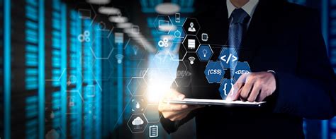 코딩 소프트웨어 개발자는 스크럼 민첩한 개발 및 코드 포크의 증강 현실 대시보드 컴퓨터 아이콘과 반응형 사이버 보안을 통한 버전 지정으로 작업합니다 넓은 Vr 화면으로 작업