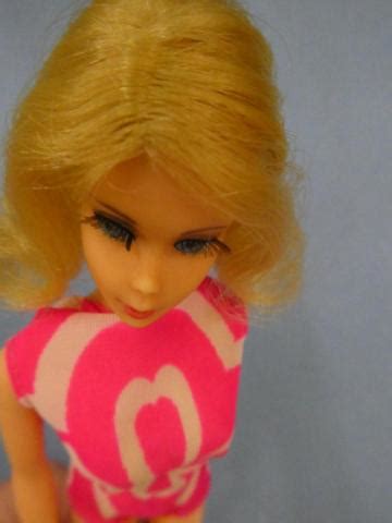 Vb261 1970 Twist N Turn Barbie With Box 1967 74 Dolls Nice Twice