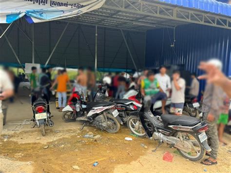 ឃាត់ខ្លួនក្មេងទំនើង ចំនួន០៦នាក់ ពាក់ព័ន្ធករណីហិ ង្សា ដោយអនុវត្តតាមបទបញ្ជាផ្ទាល់ពី ឯកឧត្តម