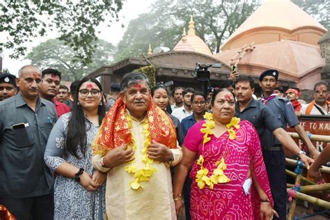 असम के राज्यपाल गुलाब चंद कटारिया ने कामाख्या मंदिर में पूजा अर्चना की
