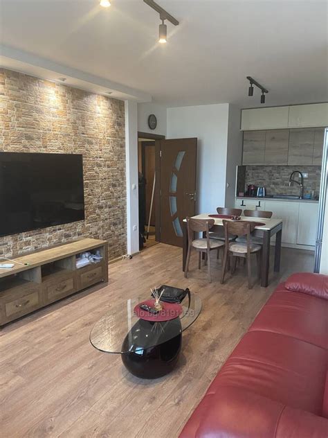 Стара Загора Дава под наем луксозно обзаведено жилище Двустаен апартамент под наем 72 кв м