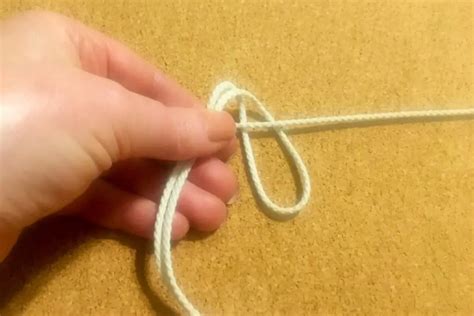 How to Macramé Tying the Basic Macramé Knots The Leafy babe Home